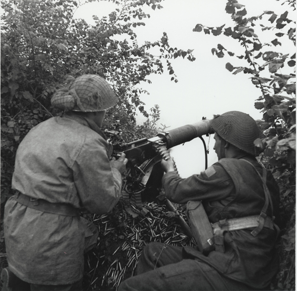 Canadian machine gunner - Normandy 1944