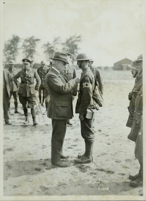 Photographs - Life at the Front Photographs | Canada and the First ...