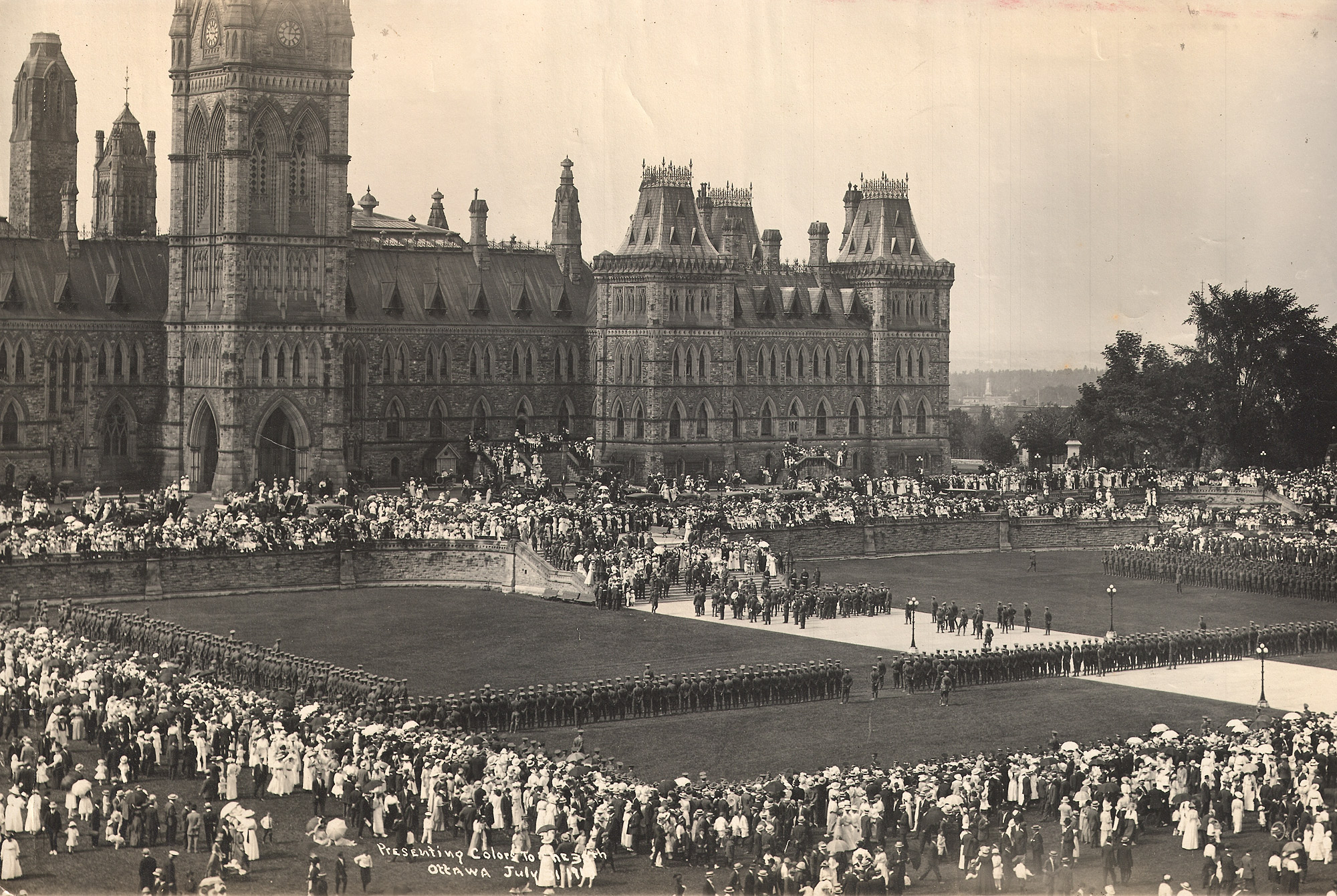 Les gens - Leaders canadiens | Le Canada et la Première Guerre mondiale